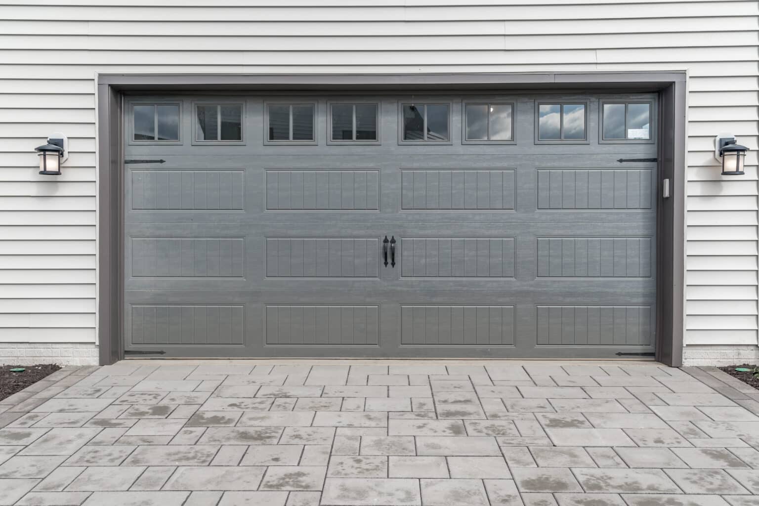 Garage Doors - MIG Building Systems